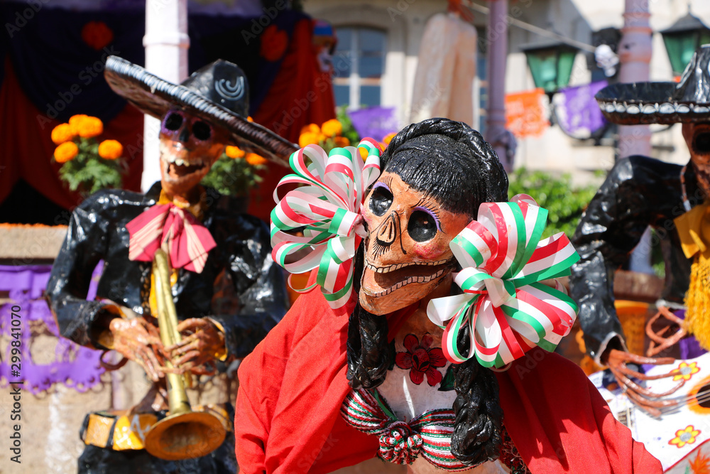 Skeleton sculptures located in a public Mexican park for celebrating ...