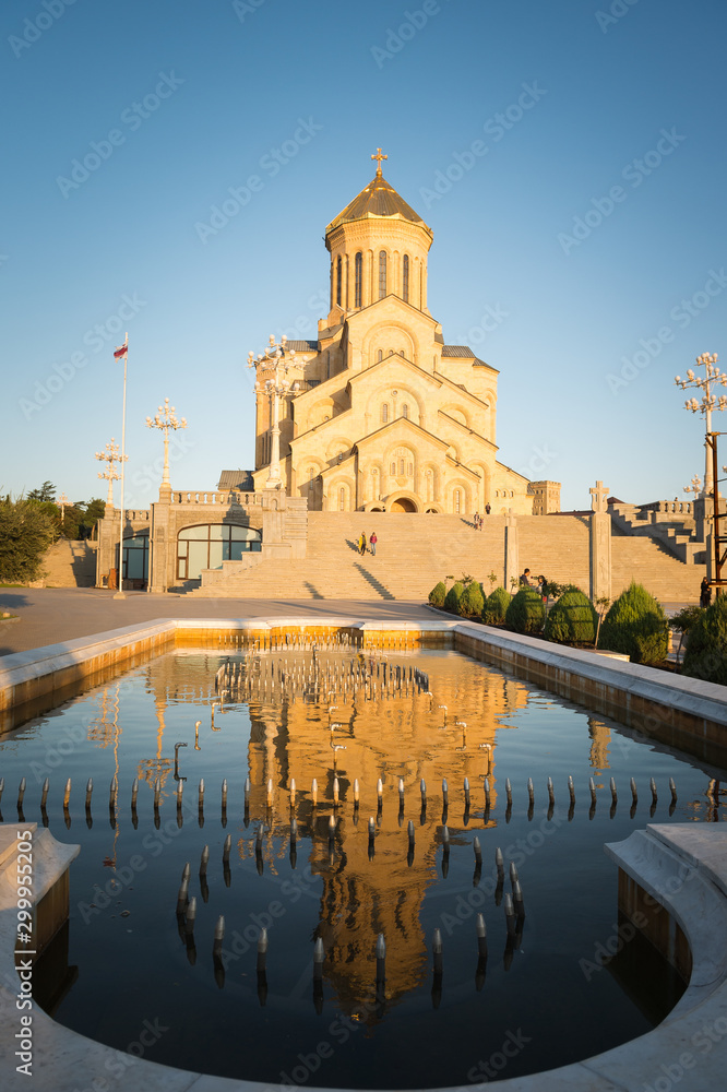 The Holy Trinity Cathedral of Tbilisi aka Sameba and it´s reflection in ...