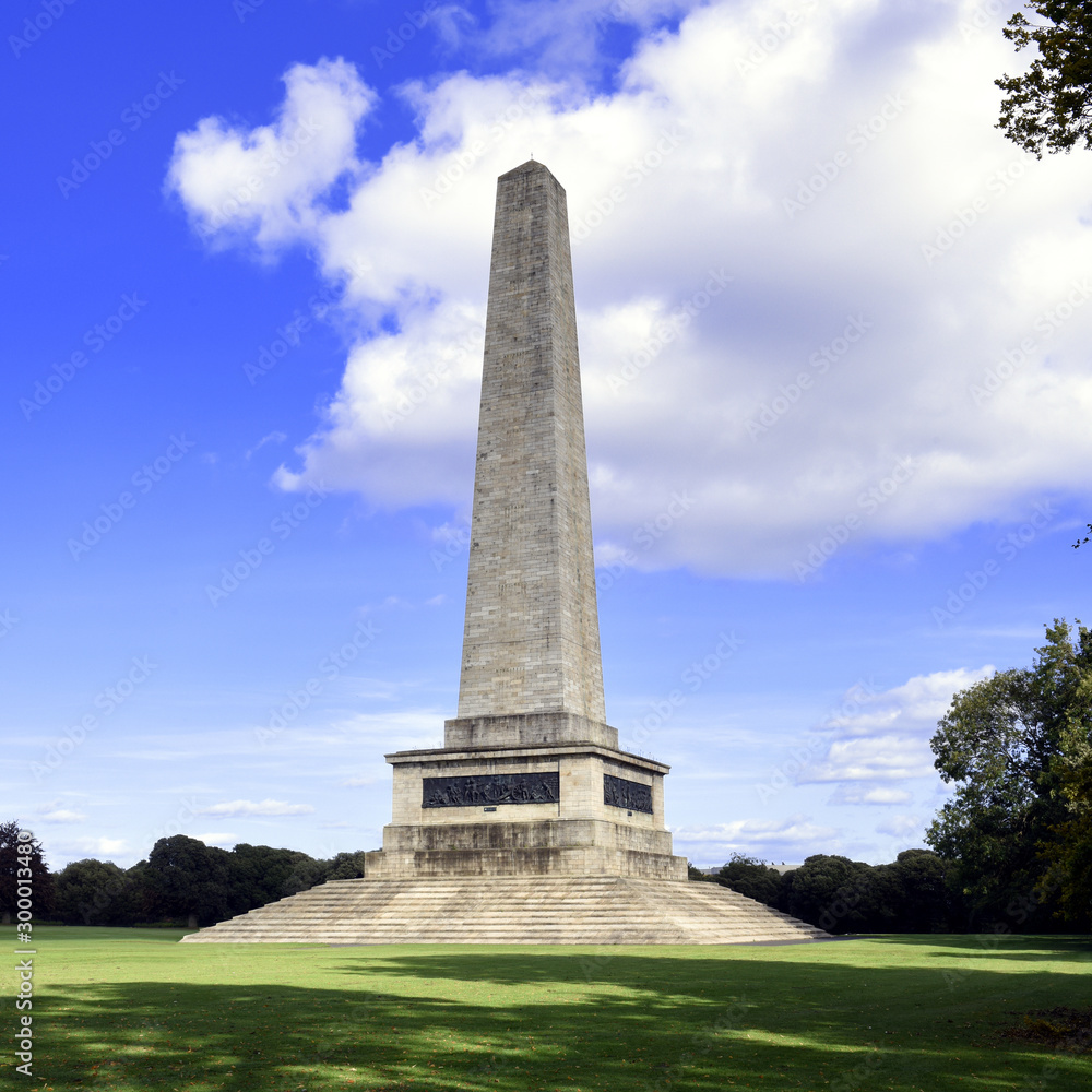 The 62 metre high wellington Monument in Dublin’s Phoenix Park. Built ...