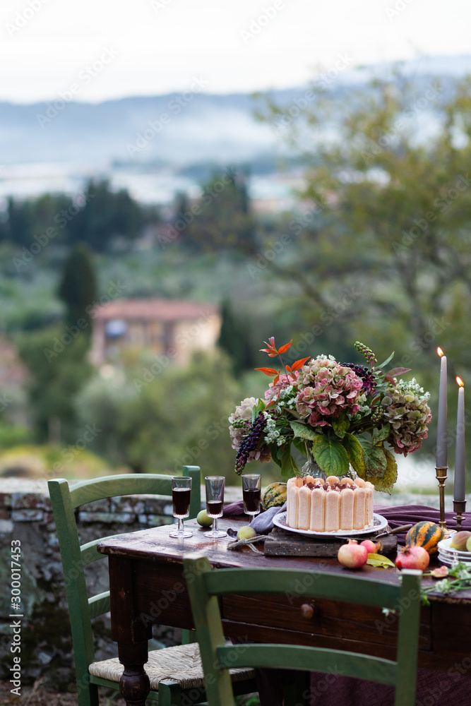 Romantic Date Table
