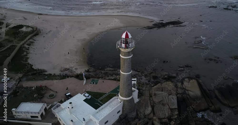 Vidéo Stock Aerial top close up of lantern room, cupola and gallery ...
