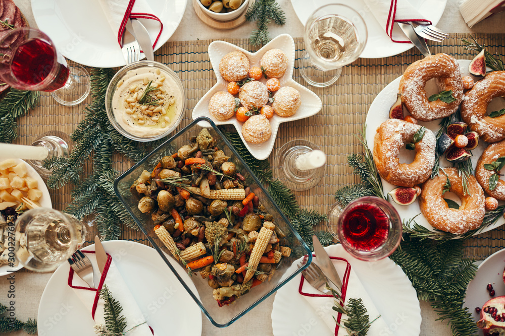 Above view background of beautiful Christmas table with delicious ...