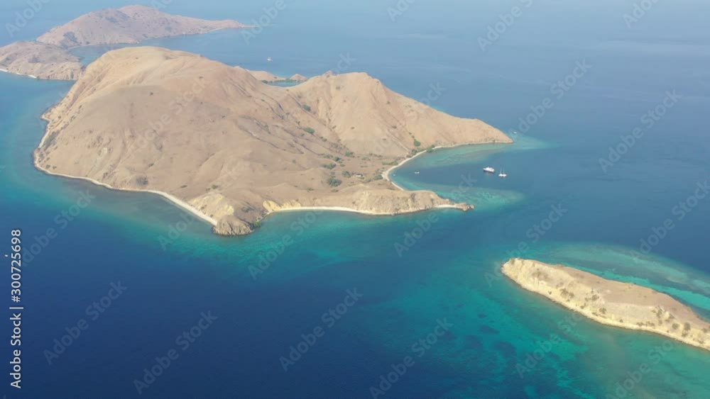 Vidéo Stock Healthy coral reefs surround the islands in Komodo National ...