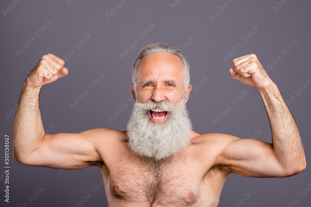 Photo of excited fun funky cool old man grandfather shouting grimacing ...