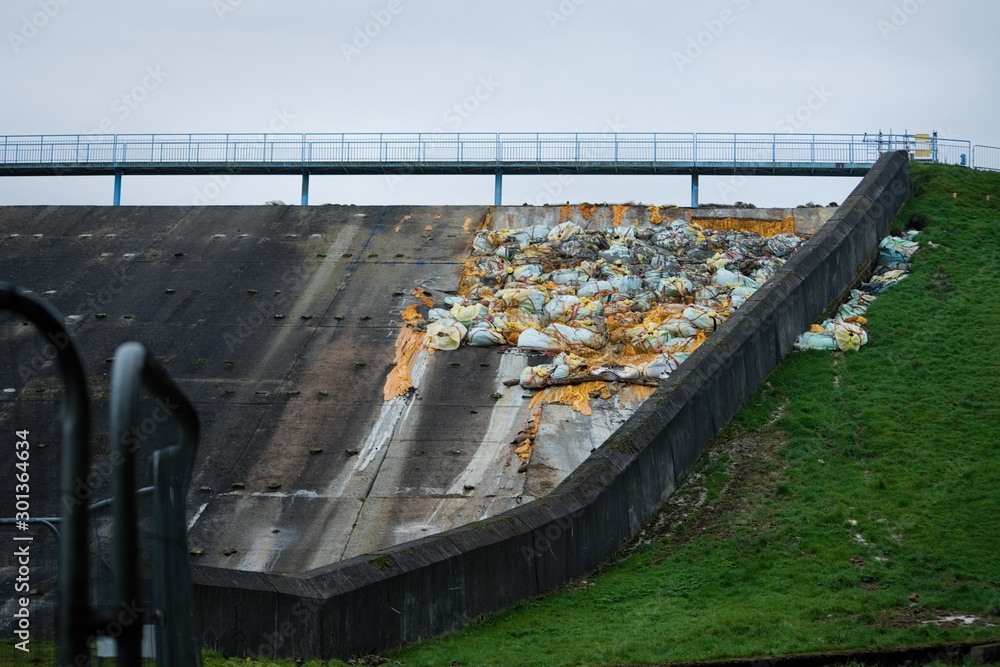 Toddbrook Reservoir, Whaley Bridge, High Peak image after dam collapse ...