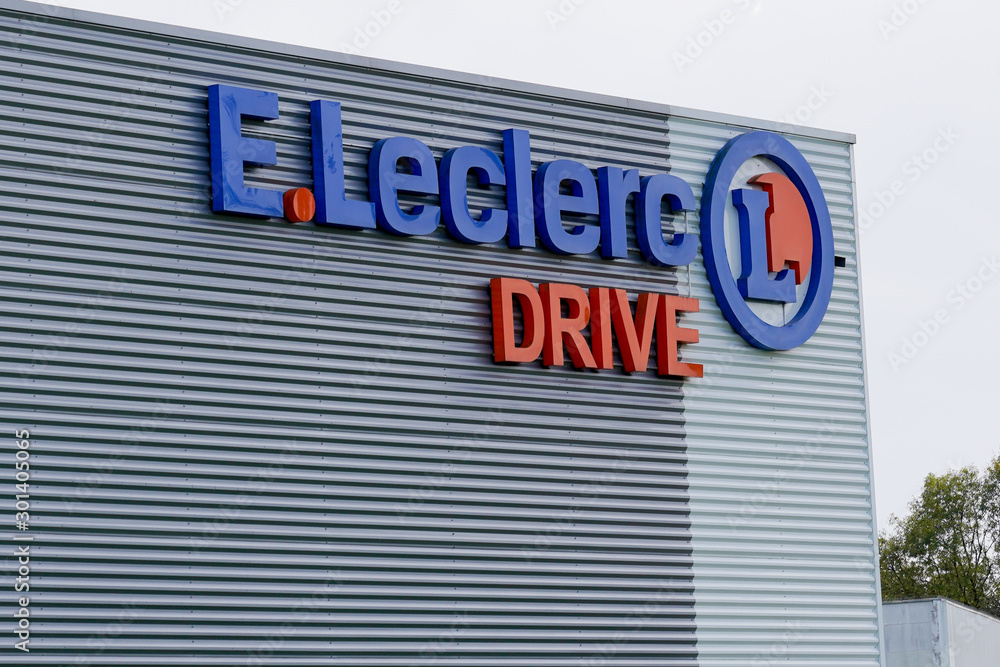 E.leclerc drive sign logo on building facade shop retail supermarket ...