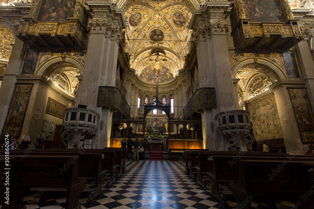 Bergamo, Italy - November 10, 2019: architectural image of the ceiling ...
