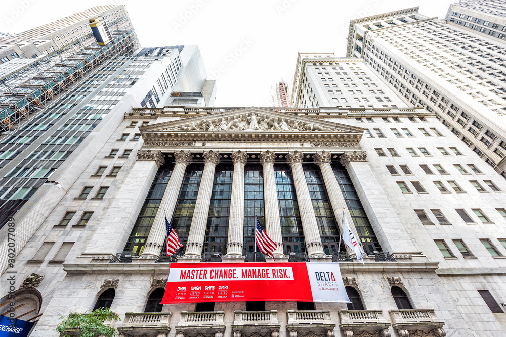 New York City, USA - October 30, 2017: Wall street, NYSE stock exchange ...
