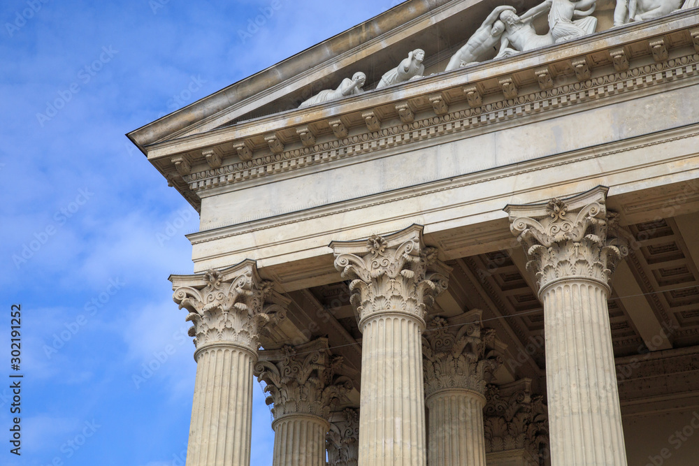 Vintage Old Justice Courthouse Column. Neoclassical colonnade with ...