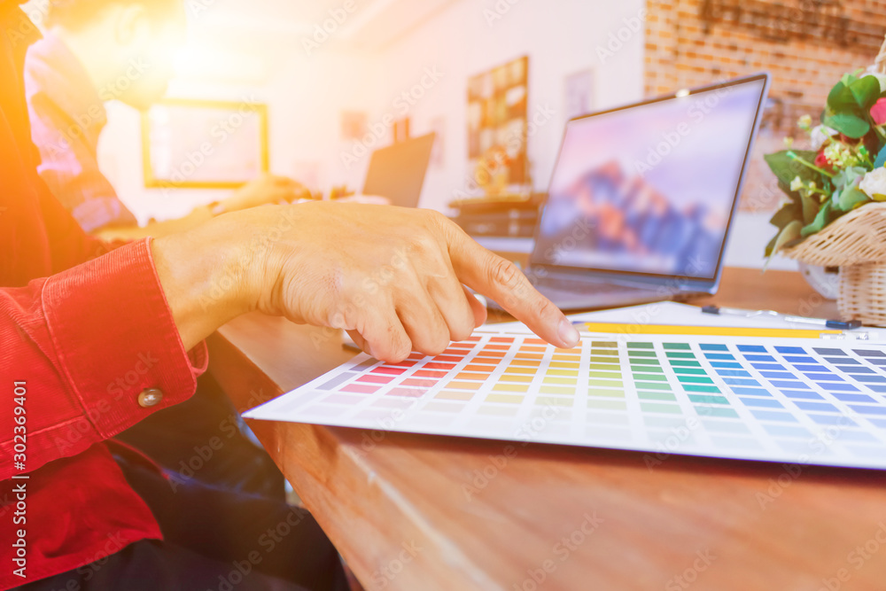 Smooth Focus and soft Focus,The marketing department and designers are ...