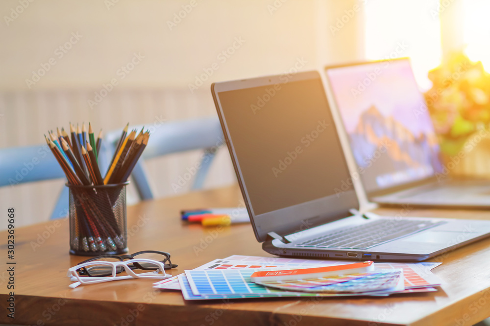 Smooth Focus and soft Focus,The marketing department and designers are ...