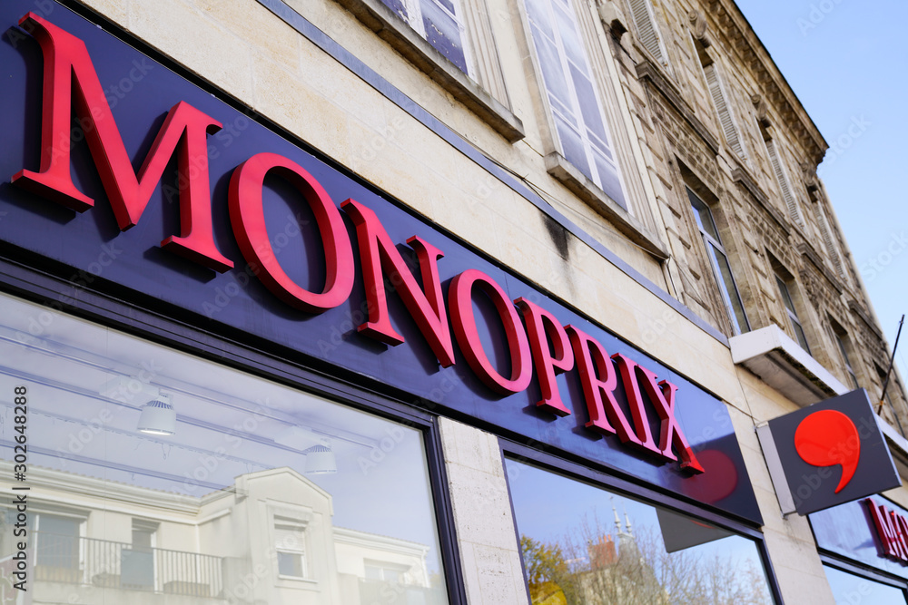 Monoprix logo monop sign shop supermarket store facade Stock Photo ...
