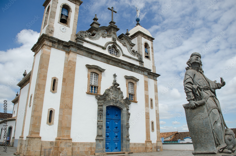 View of Santuário do Bom Jesus de Matosinhos, with sculptures of the ...