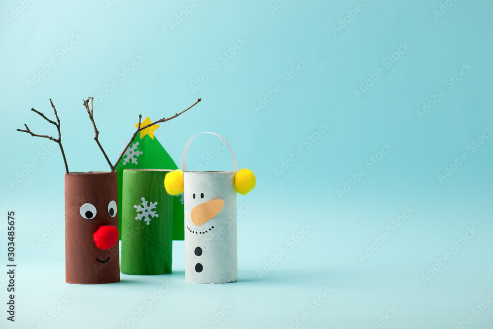 Paper toy Reindeer, Snowman, tree for Xmas party. Easy crafts for kids ...