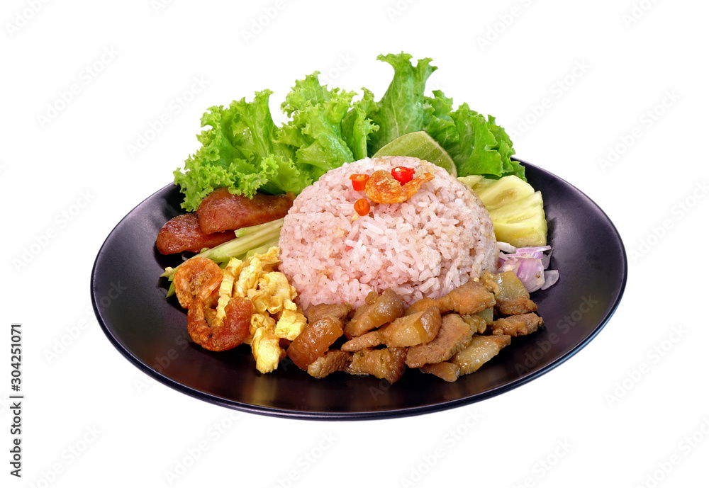 Fried rice with shrimp paste (Khao khluk Kapi) isolated on white ...