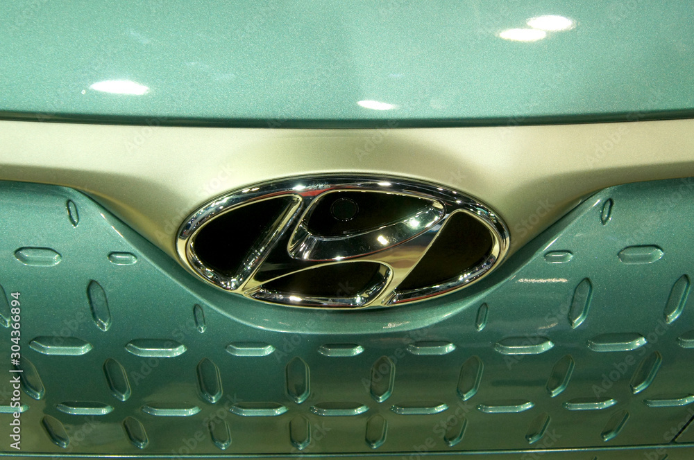 KUALA LUMPUR, MALAYSIA -NOVEMBER 25, 2018: HYUNDAI car brand emblem and ...