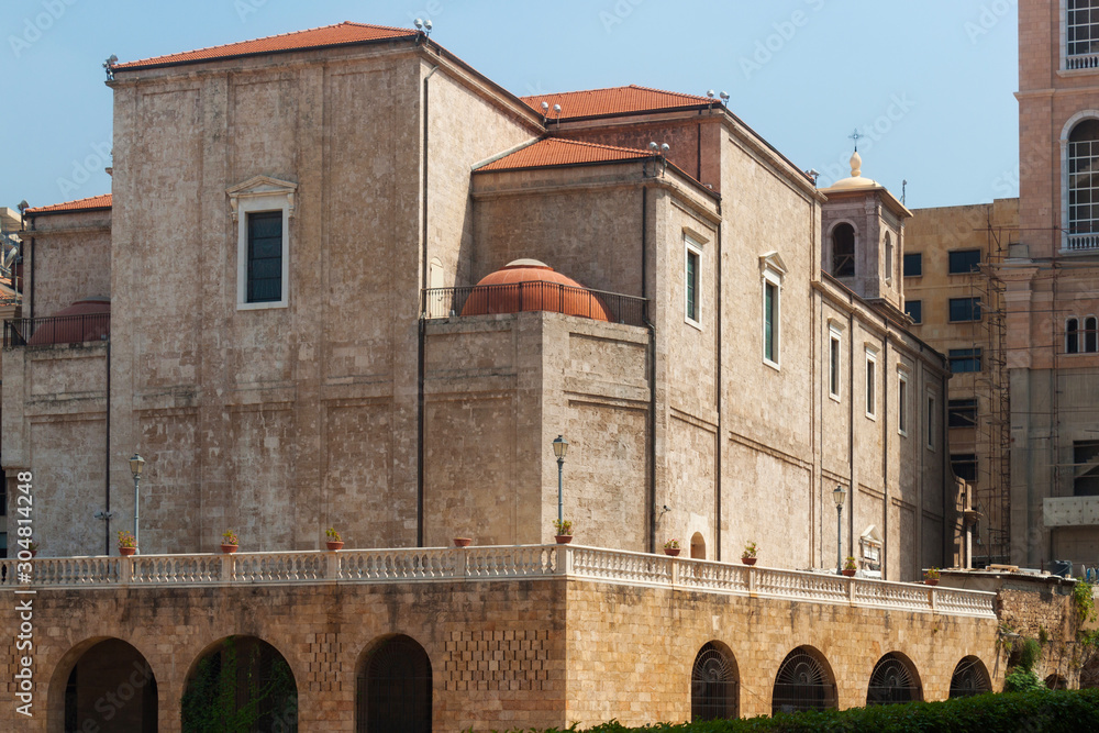 Foto Stock Back side of the Maronite Cathedral of Saint George, Beirut ...