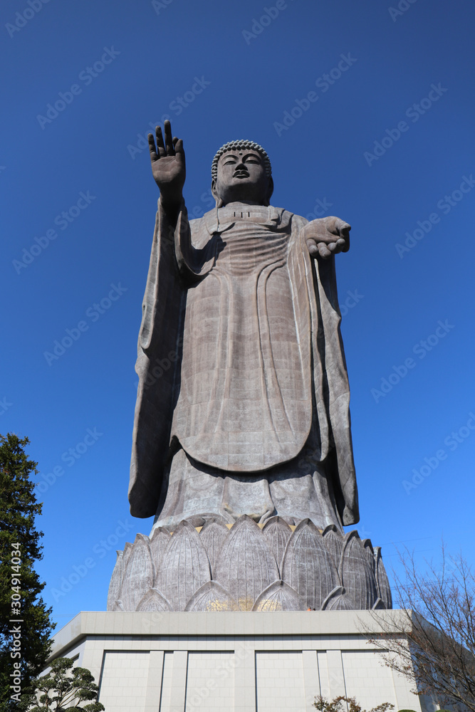 Ushiku Daibutsu Scale