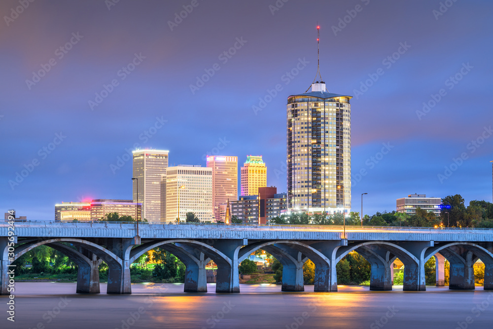 Tulsa, Oklahoma, USA downtown skyline on the Arkansas River Stock Photo ...