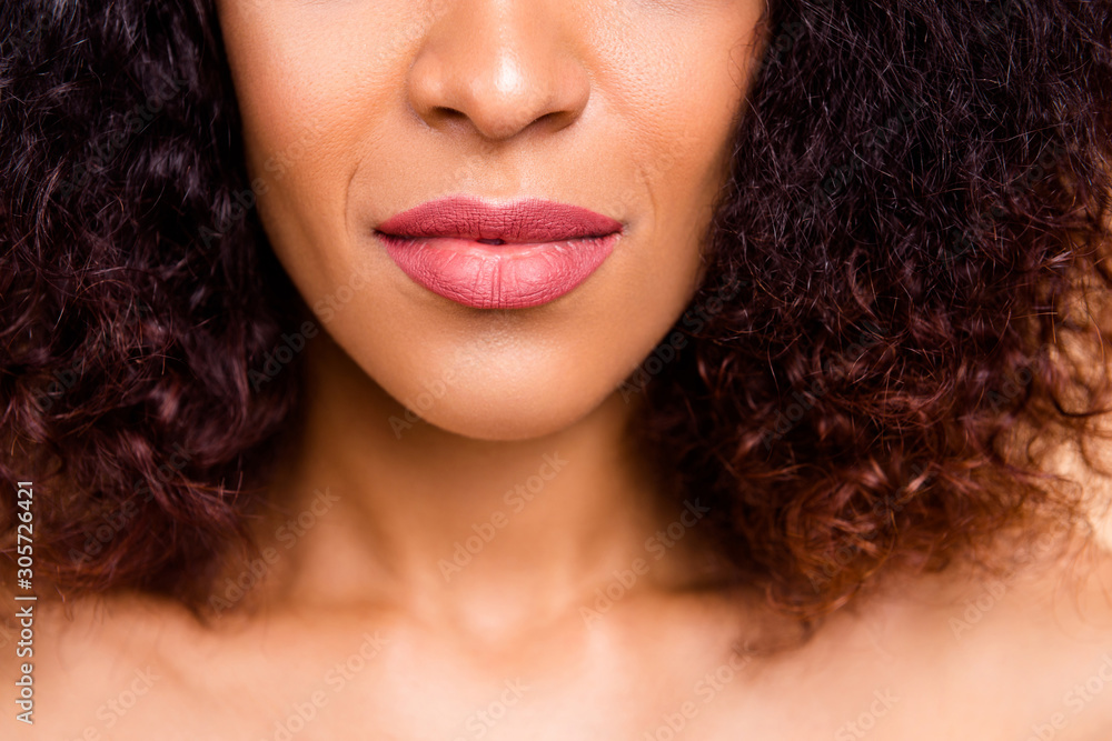 Cropped close up photo beautiful she her dark skin model lady fluffy ...