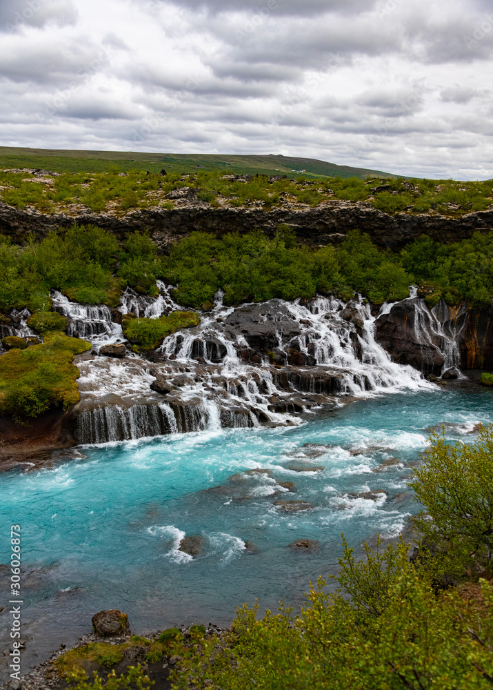 Hraunfossar Wasserfall Island Naturschauspiel Vulkanspalte ...