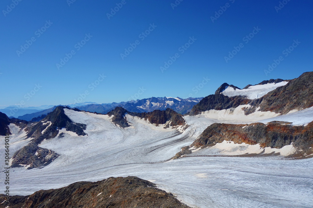 Hiking trail leading from Ridnaun Valley to the top of Wilder Freiger ...