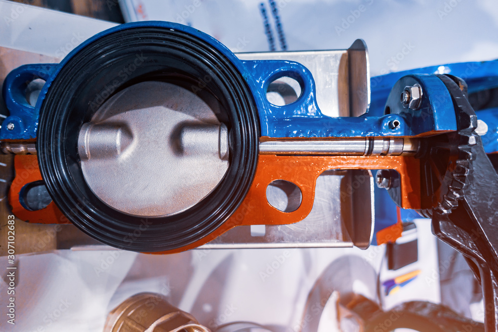 Motor bypass valve. Visual principle of operation of the relief valve ...