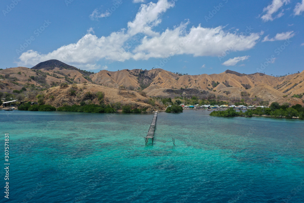 Beautiful view the Manjaja Island with blue and grean ocean ...