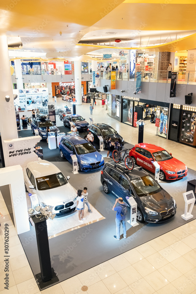 Foto de SINGAPORE - MAY 30, 2018_BMW car presented at VivoCity, the ...