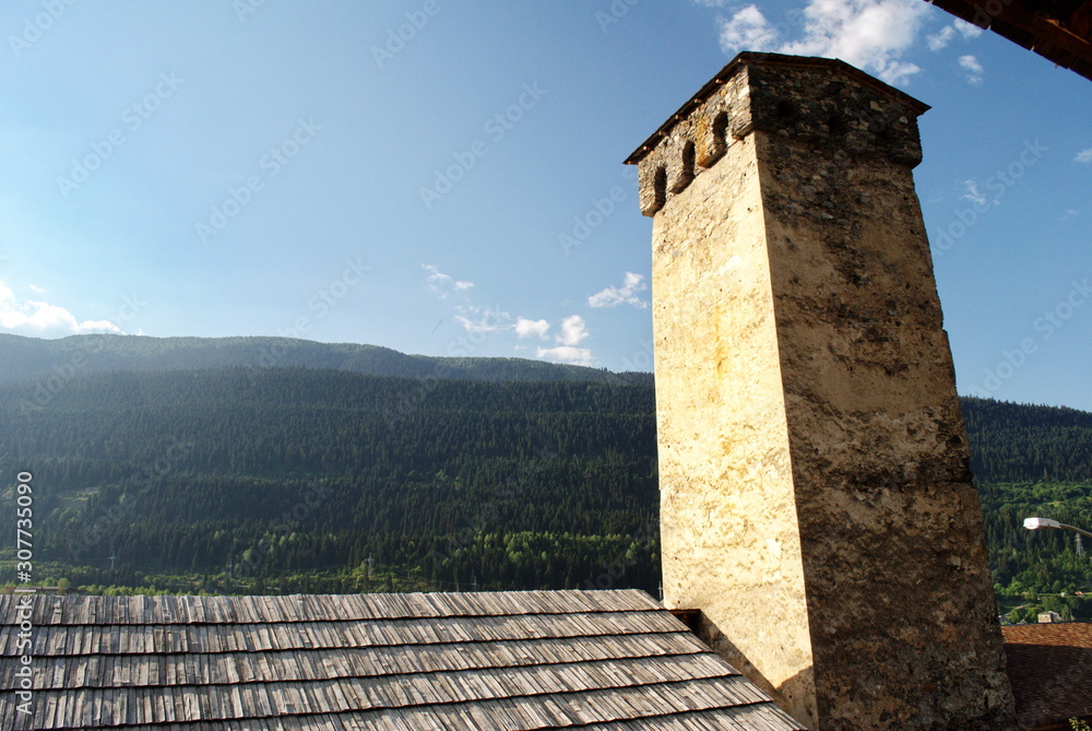 Ancient Svan towers in the mountain settlement Mestia Stock Photo ...