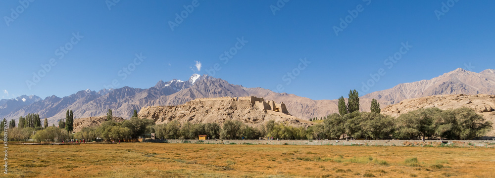 Tashkurgan, China - located 3.500m above the sea level, and last city ...