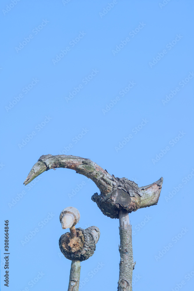 Foto de Korean Sotdae, pole signifying prayer for a good harvest, bird ...