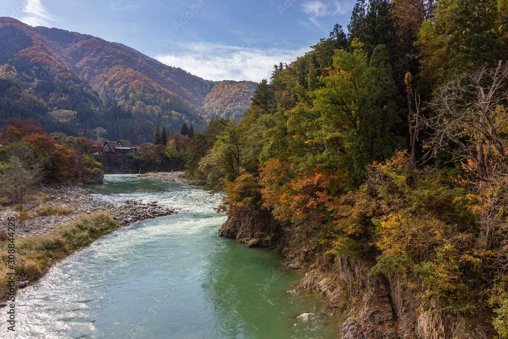 Sho River landscape at the historic Village of Ogimachi in Shirakawago ...