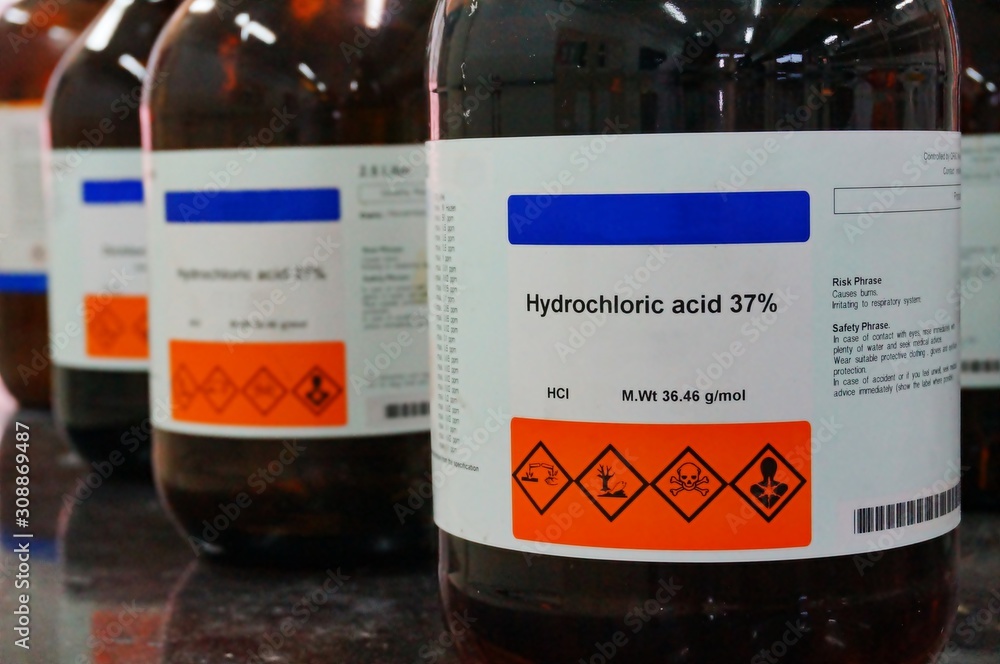 Foto de Bottle of Hydrochloric Acid, HCL with Properties information ...