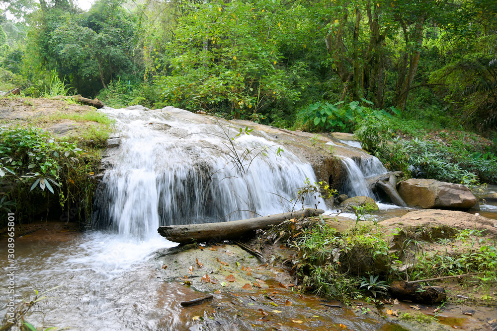 Mae Sa Noi waterfall,nature trail at Queen Sirikit Botanic Garden, Mae ...
