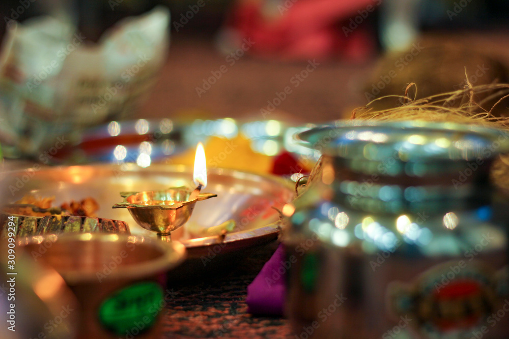 Traditional indian wedding ceremony in Hinduism : puja thali and oil ...