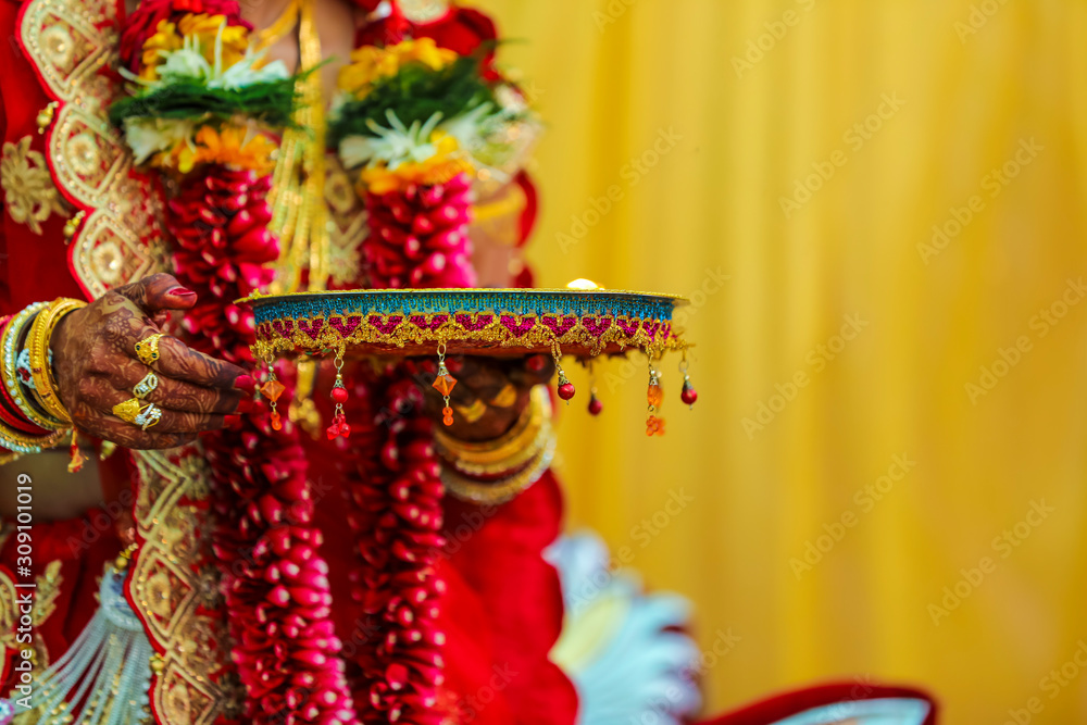 Traditional indian wedding ceremony in Hinduism : Holding puja thali ...