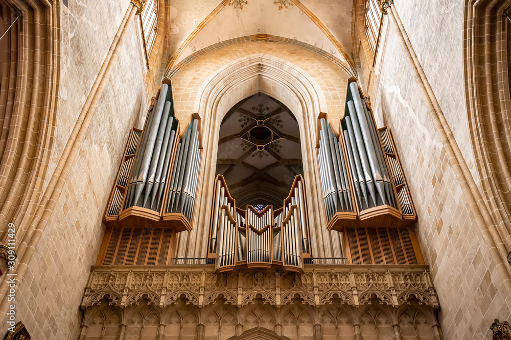 Big church organ pipes, Interior of the Ulm Cathedral the tallest ...