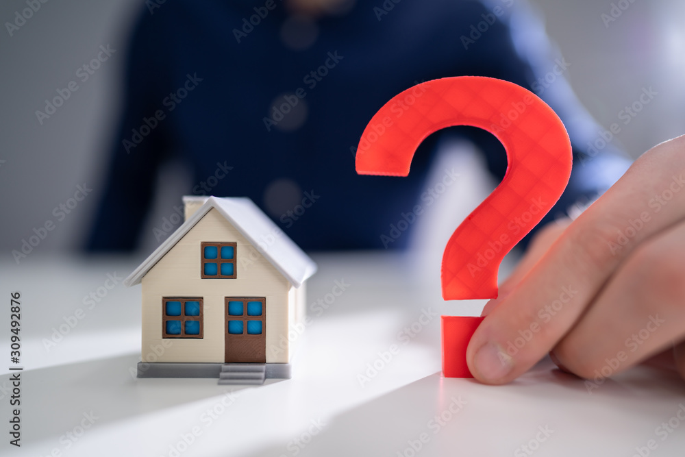 Question Mark Next To House Model ภาพถ่ายสต็อก | Adobe Stock