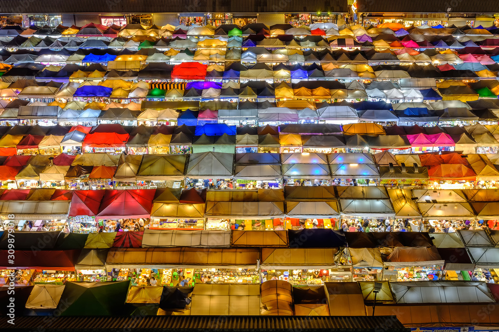 Night view of the Train Night Market Ratchada. Train Night Market ...