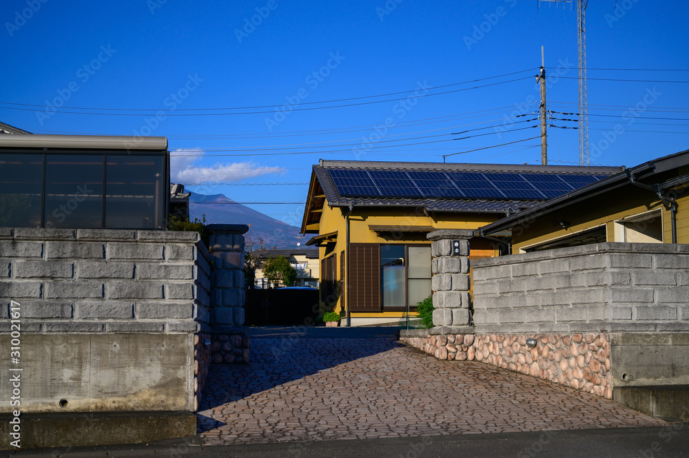 Foto de Newly build houses in the Japan with solar panels attached on ...