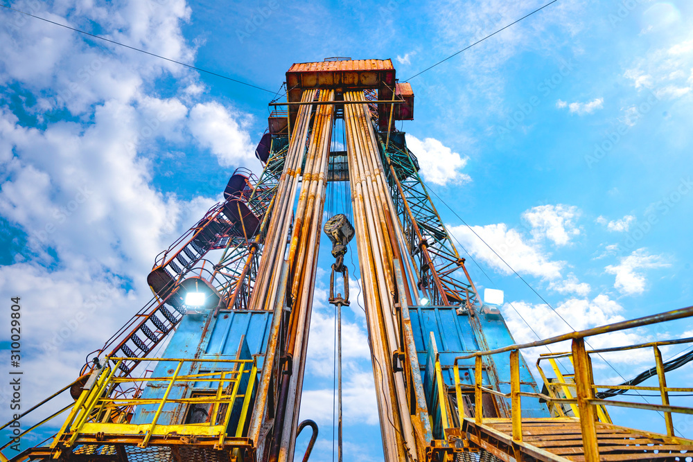 Oil and Gas Drilling Rig. Oil platform isolated on white background ...