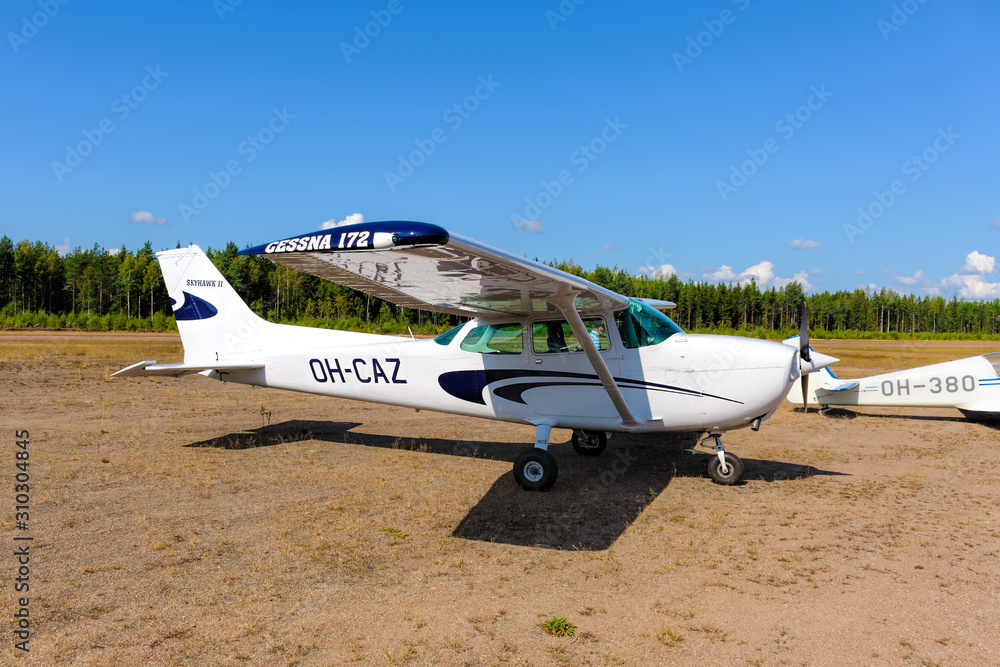 Four-seat light all-metal single-engined piston-powered airplane Cessna ...
