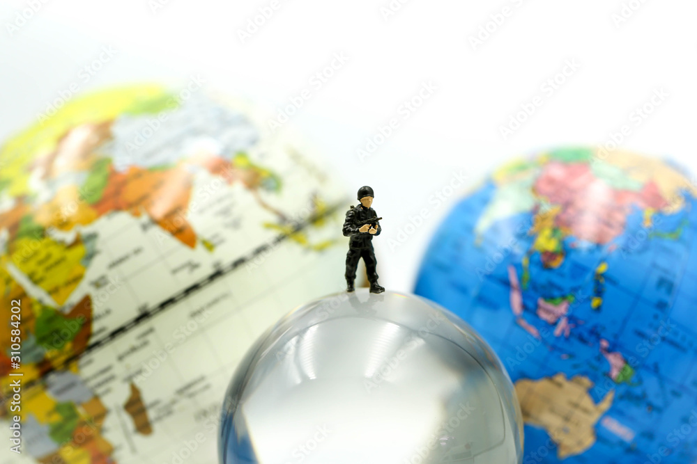 Miniature people : soldiers team with world map,War, army, military ...
