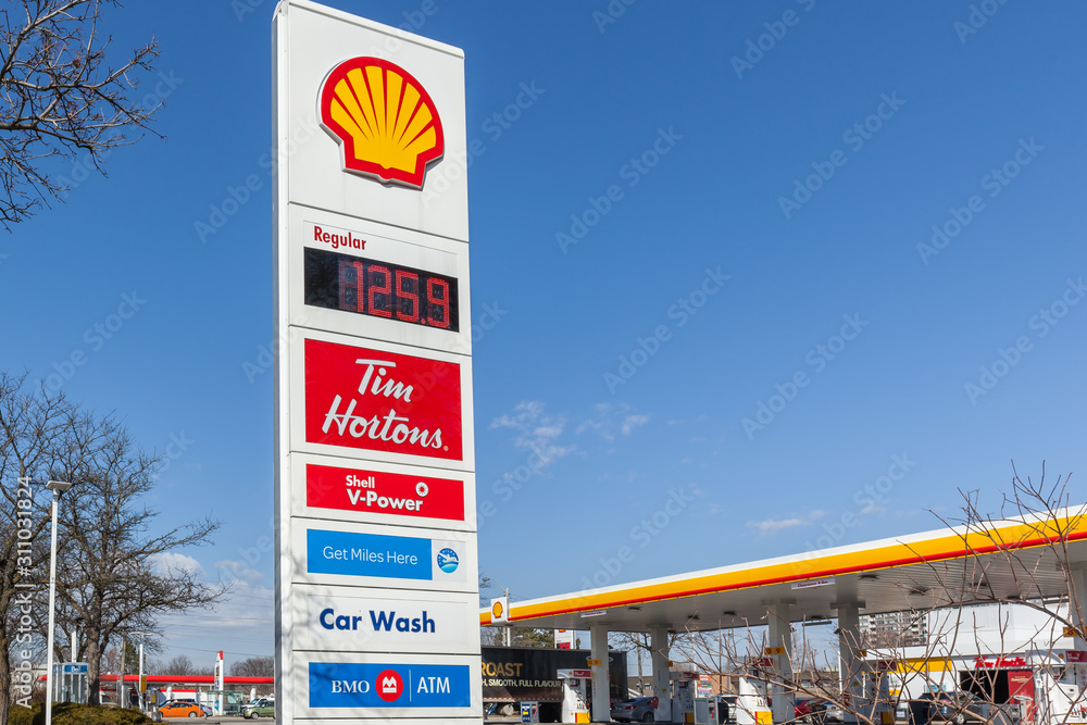 Toronto, Canada- February 28, 2018: Sign of Shell gas station. Shell ...
