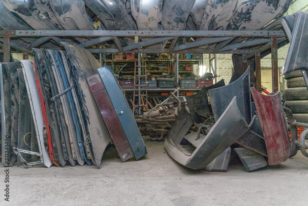 Used spare parts, disassembly. Old car parts suitable for future use ...