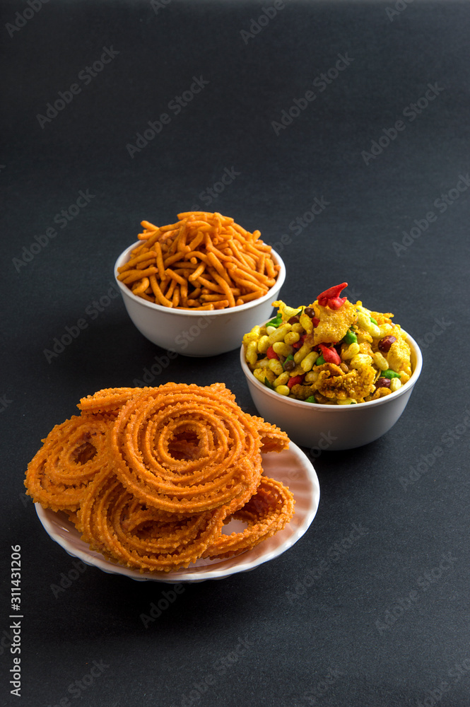 Indian Snack : Chakli, chakali or Murukku and Besan (Gram flour) Sev ...