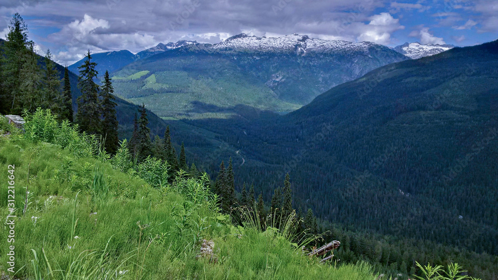Monashee Mountains