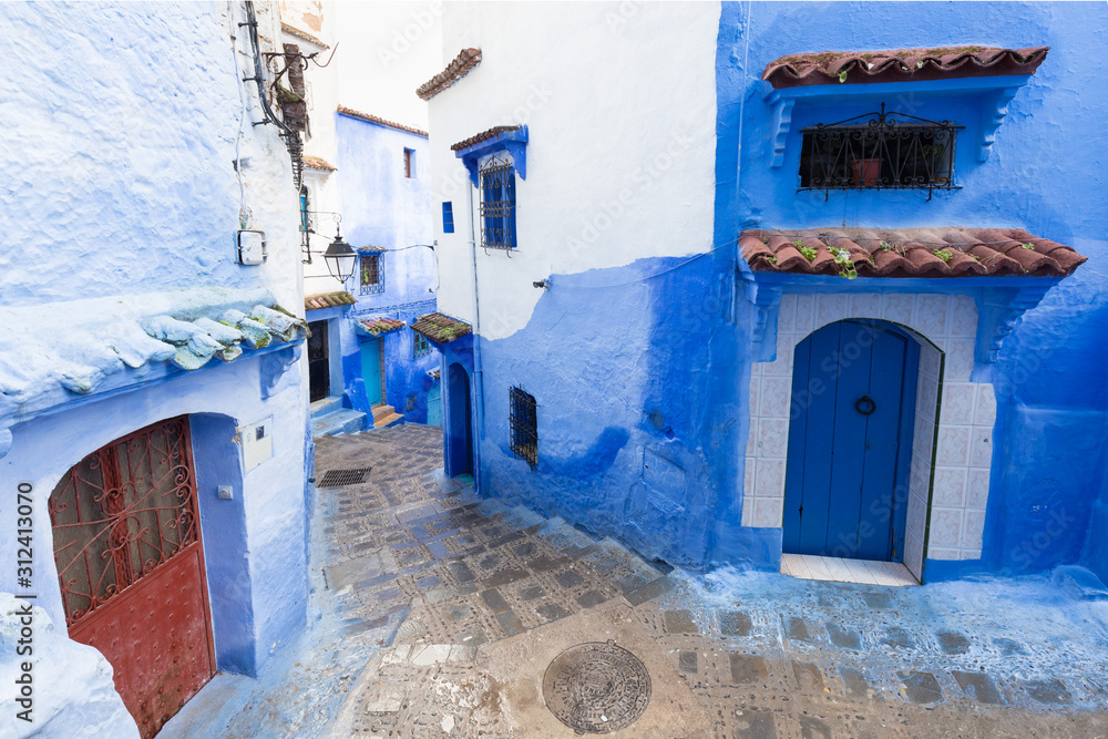Traditional typical moroccan architectural details in Chefchaouen ...