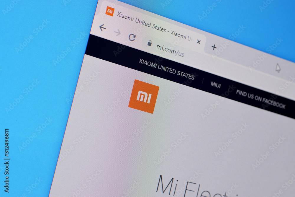 Homepage of xiaomi website on the display of PC, url - mi.com. foto de ...